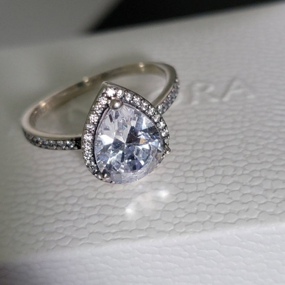Pandora | Jewelry | Pandora Sparkling Teardrop Halo Ring | Poshmark